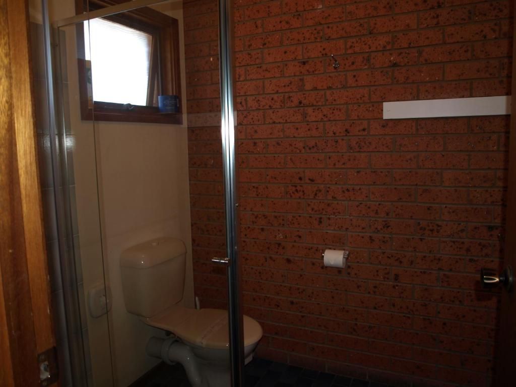 OLD COACH MOTOR INN:Home